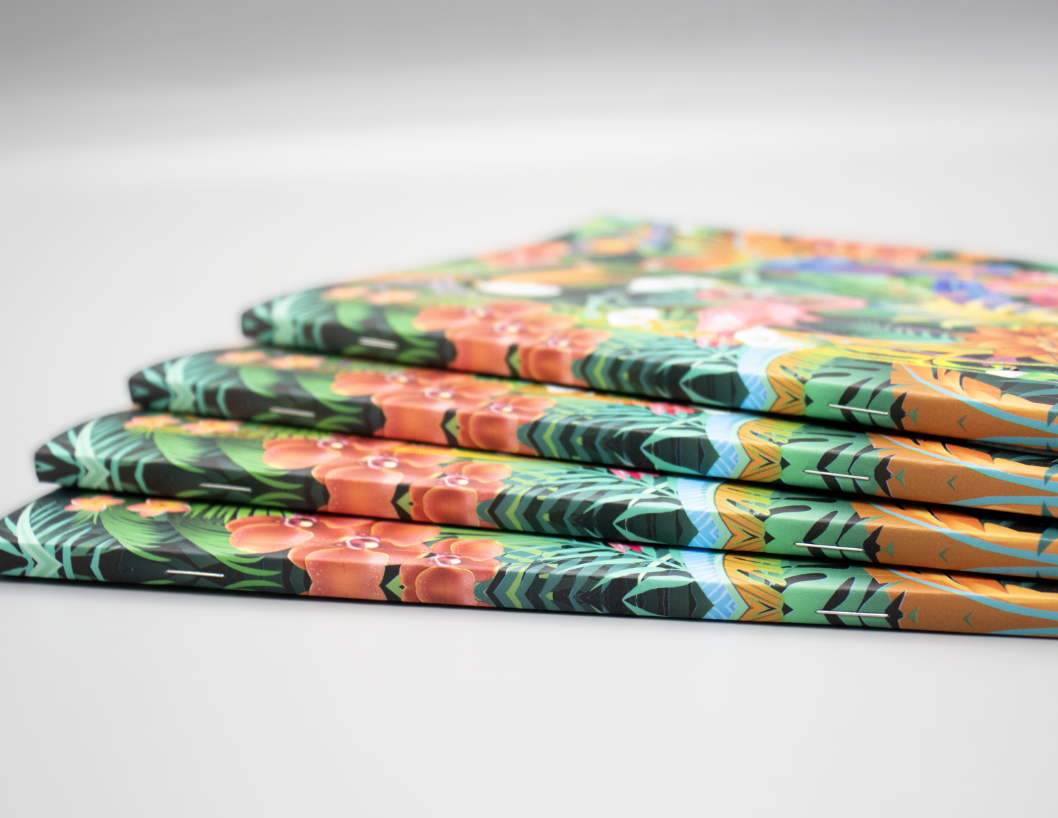 700i Pro Digital Booklet System